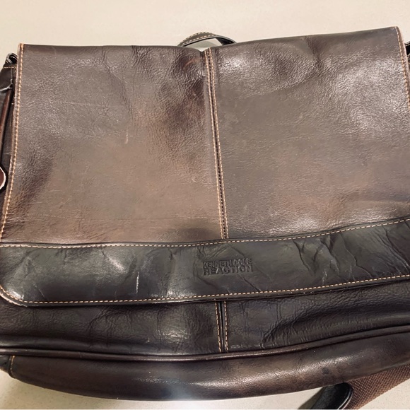 Kenneth Cole Reaction | Bags | Kenneth Cole Messenger Bag | Poshmark